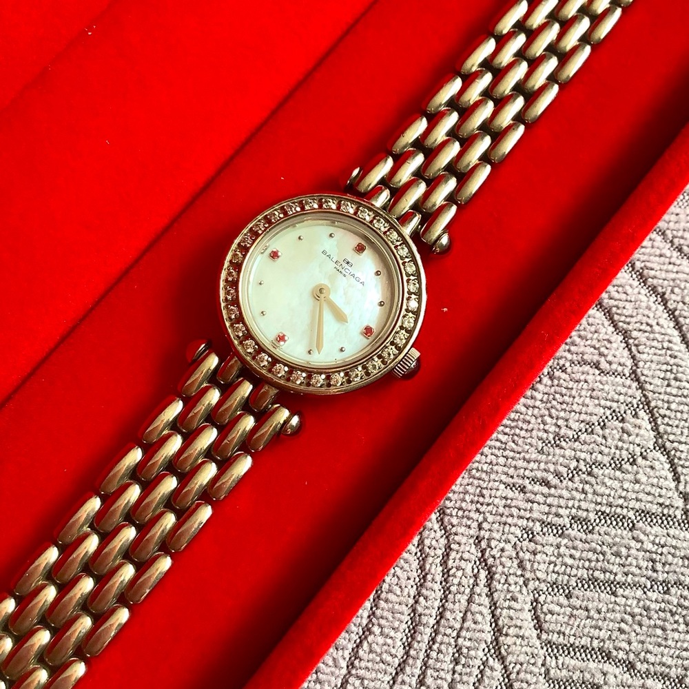 Beautiful Balenciaga Watch For Lady - Gem